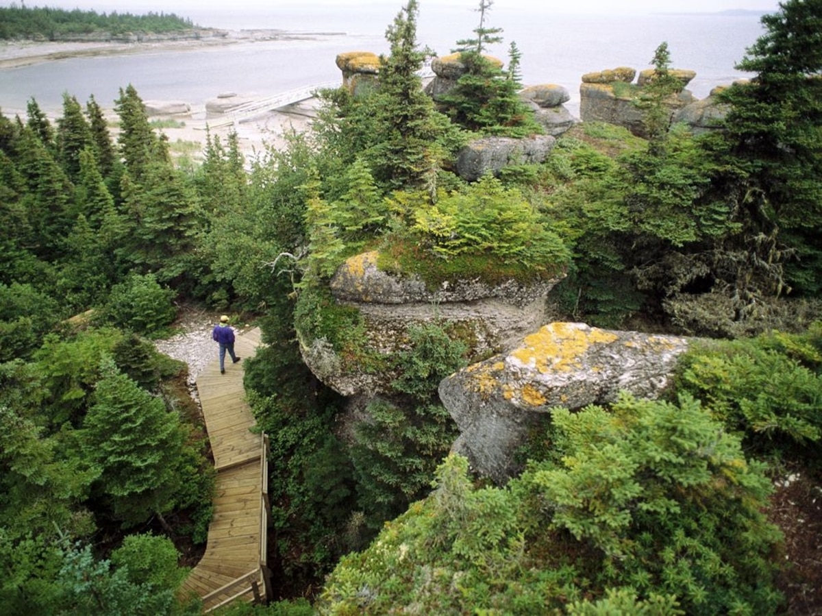 Mingan Archipelago National Park Reserve