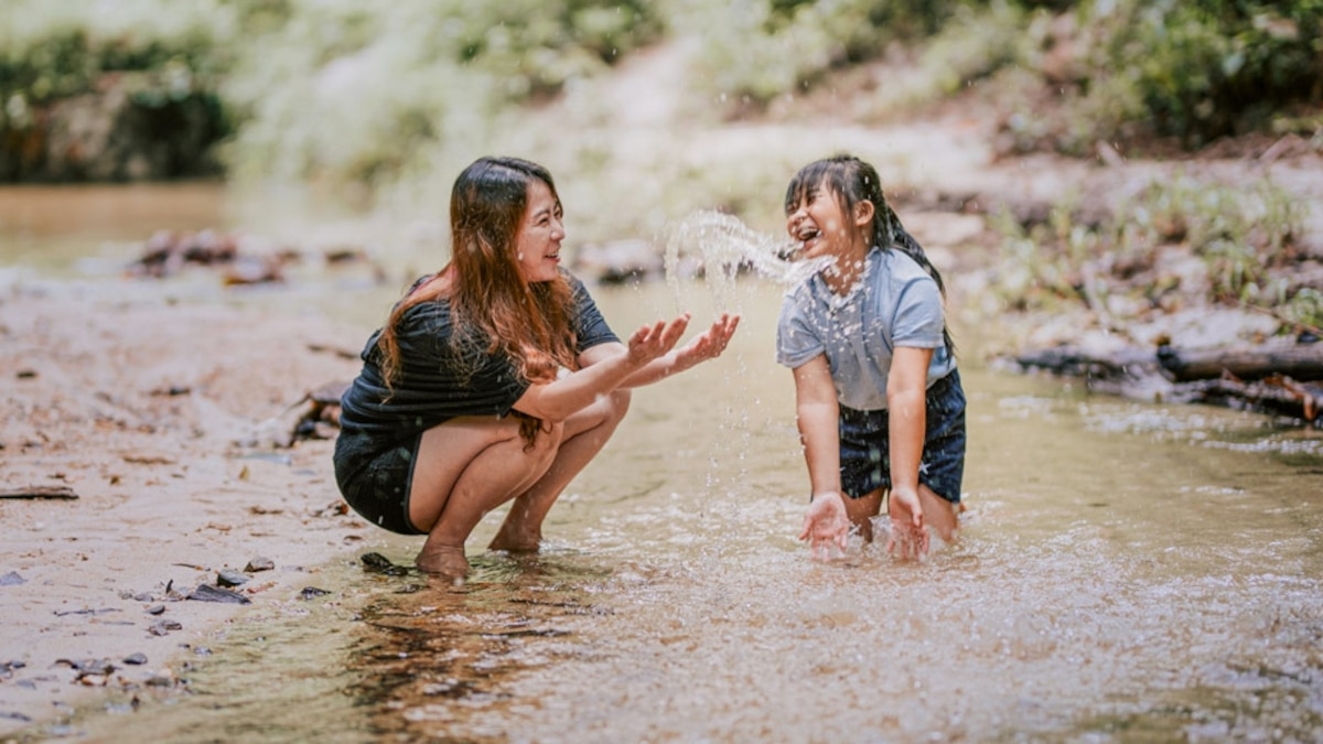 Turn your family hike up a notch by going ‘creeking’ | National Geographic