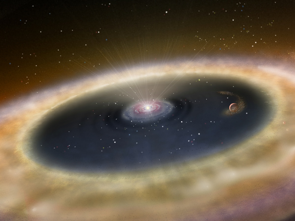 Youngest Planet Picture: Gas Giant Seen in Throes of Creation ...