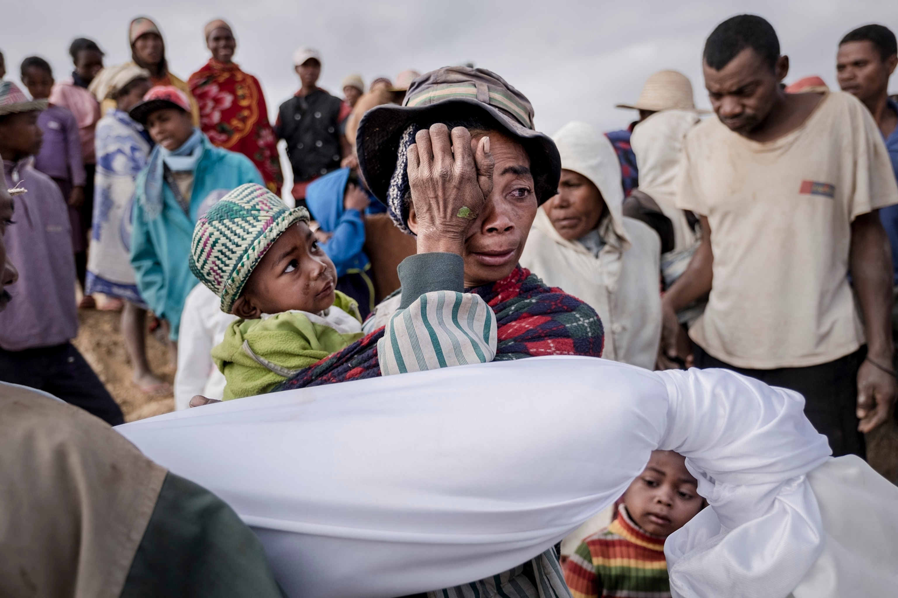 See pictures of death and burial rituals from different cultures