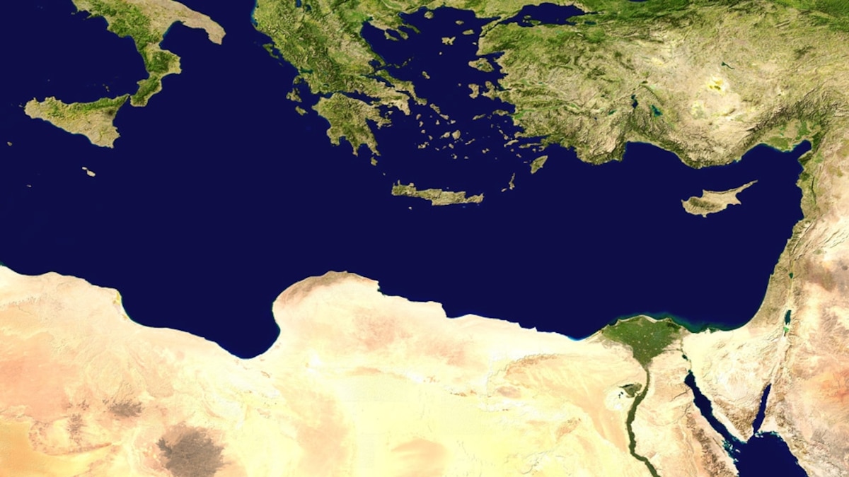 Primitive Humans Conquered Sea, Surprising Finds Suggest | National ...