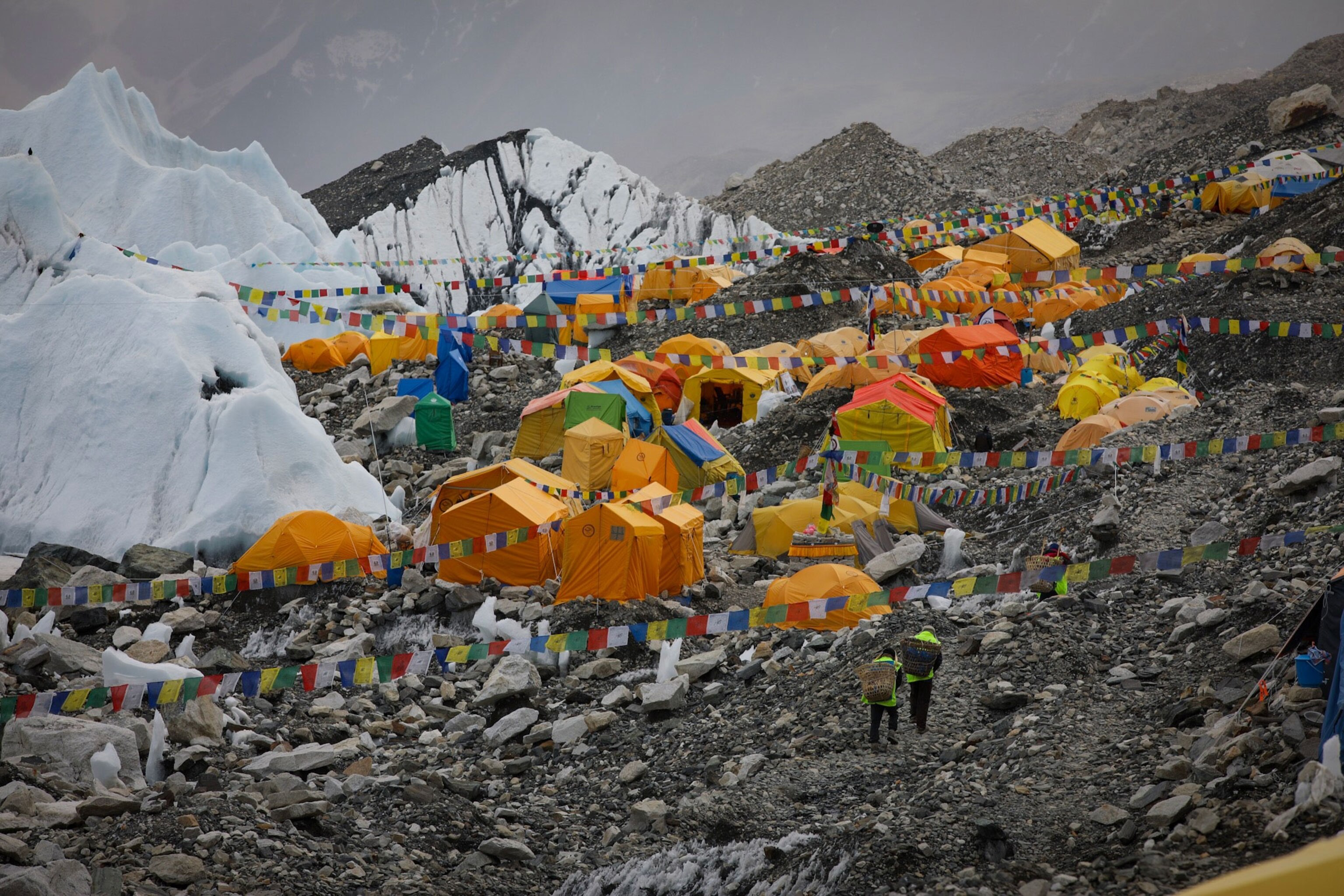 Meet the Sherpa Bringing Wi-Fi to Mount Everest