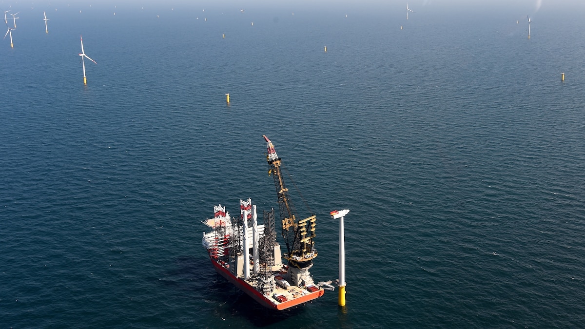 New Energy Projects Boost the Use of Undersea Power Cables | National ...