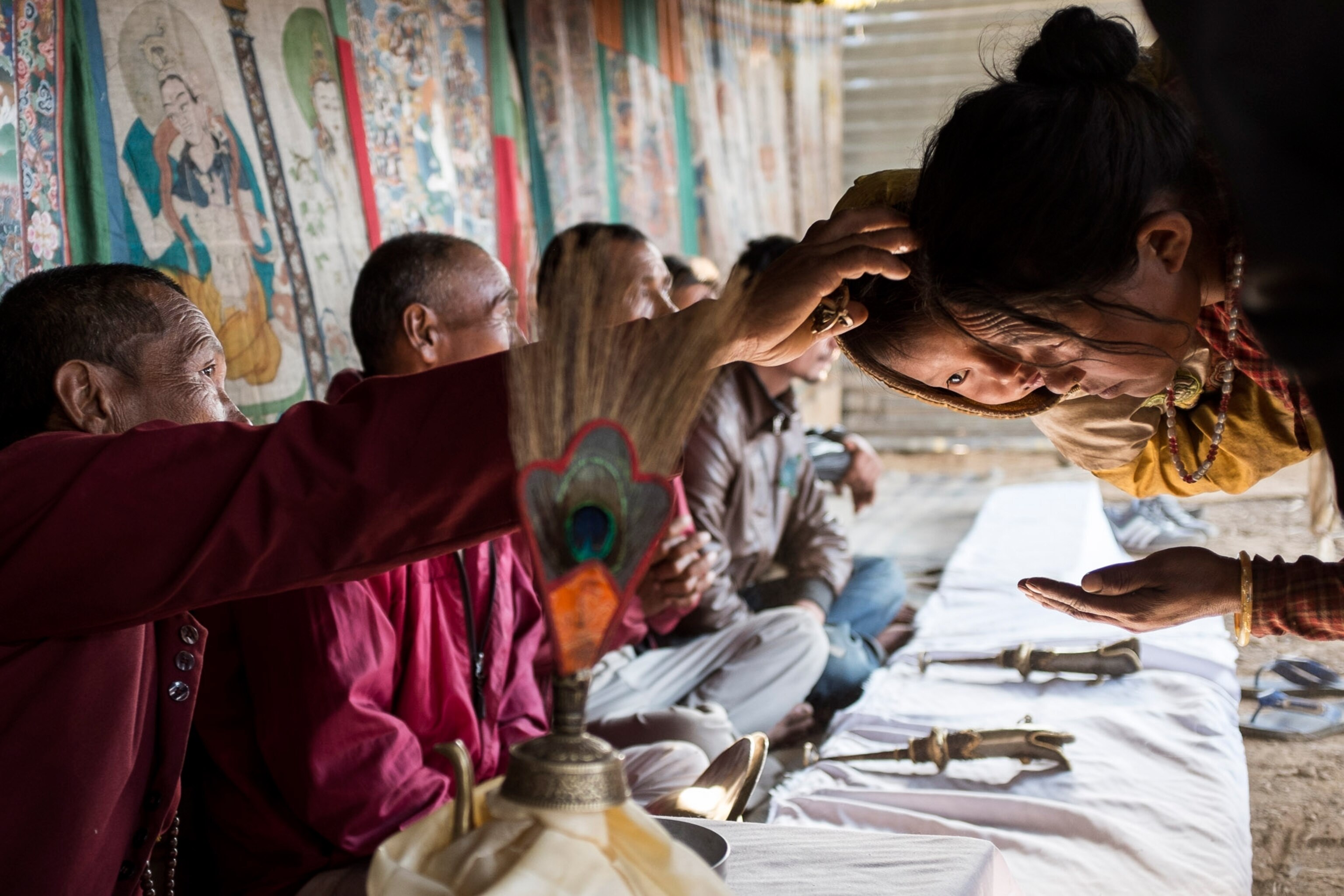 See pictures of death and burial rituals from different cultures