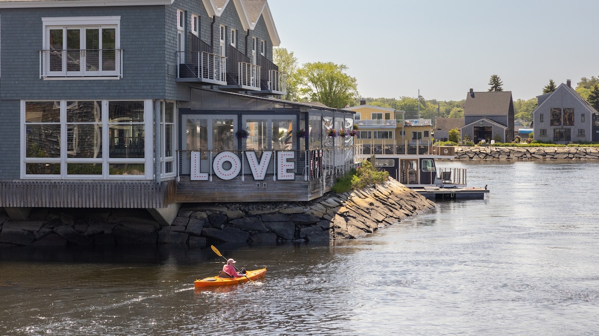 Sandy beaches, tidal pools, and history mark a tour of Maine's beaches