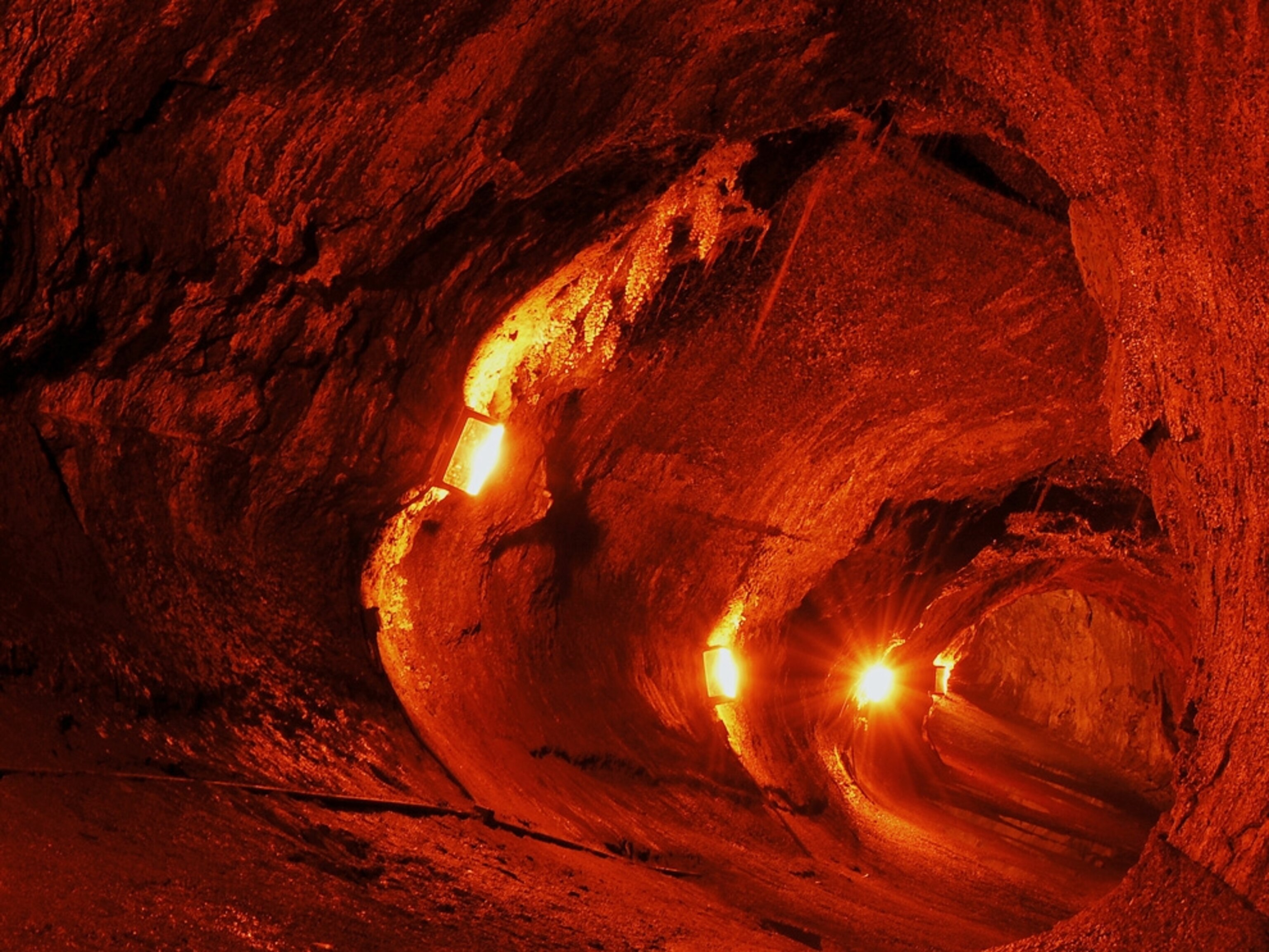 What travelers should know about the Taal Volcano eruptions in the ...
