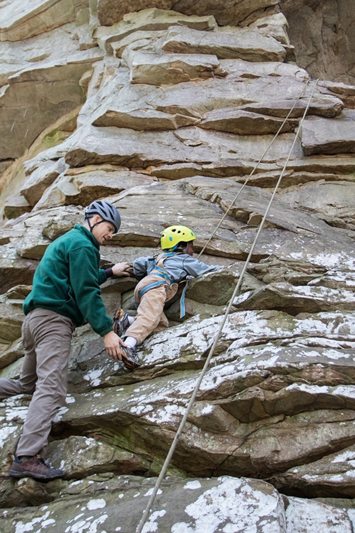 Tennessee Park Rangers Build Community with Rock Climbing