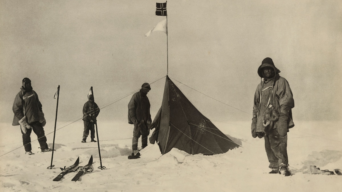 Photographs of Antarctic Expeditions | National Geographic