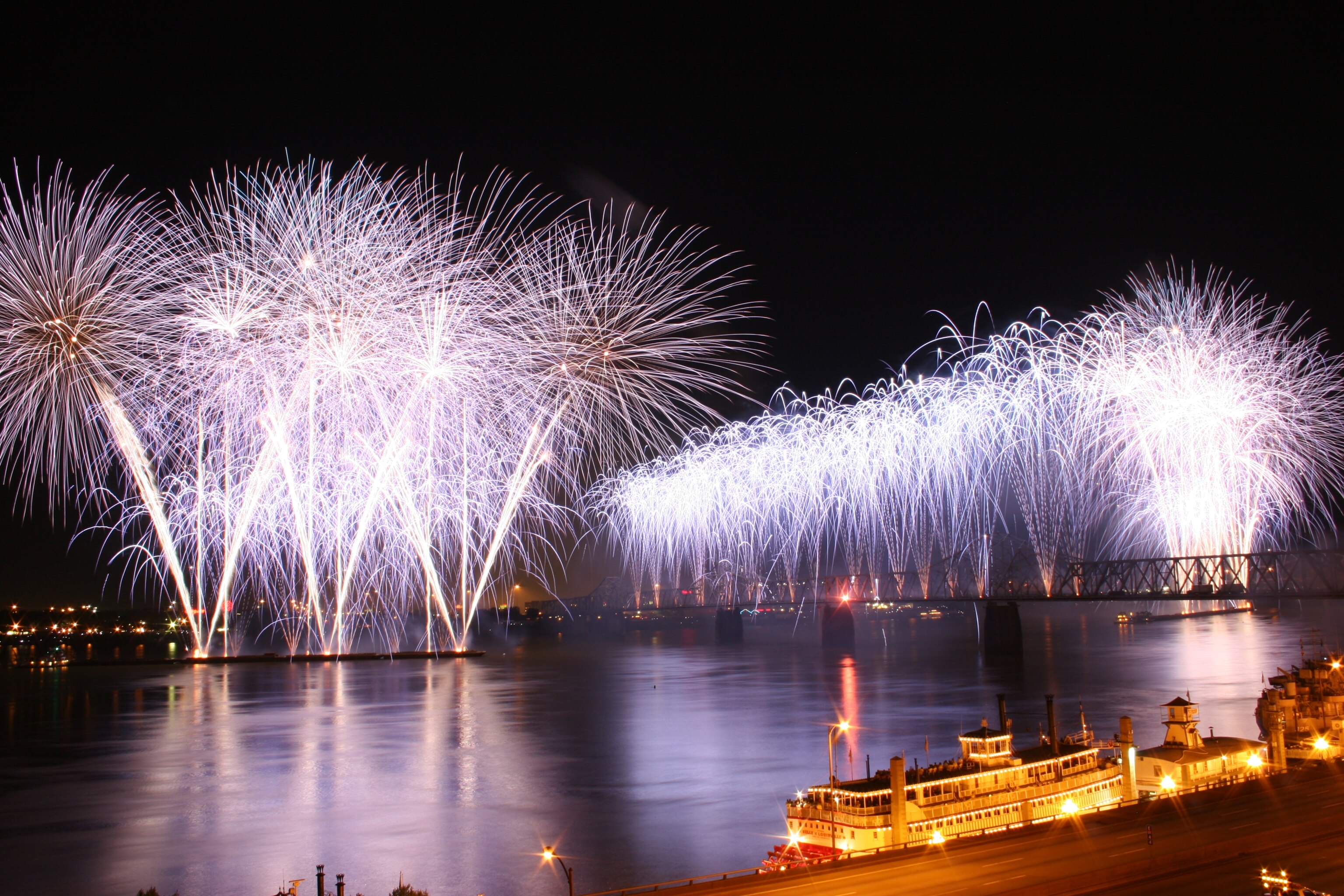 These are 12 of the world’s most spectacular fireworks displays