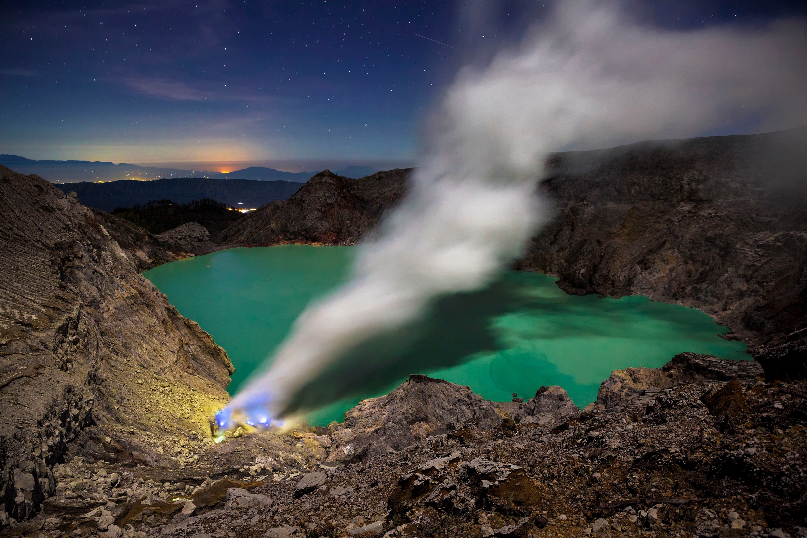 Spectacular Adventures on Volcanic Indonesian Islands