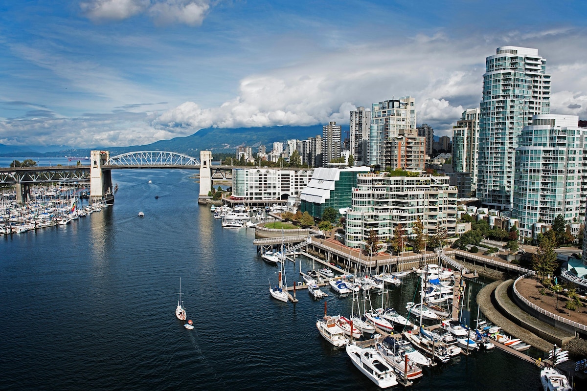 Vancouver Travel Guide