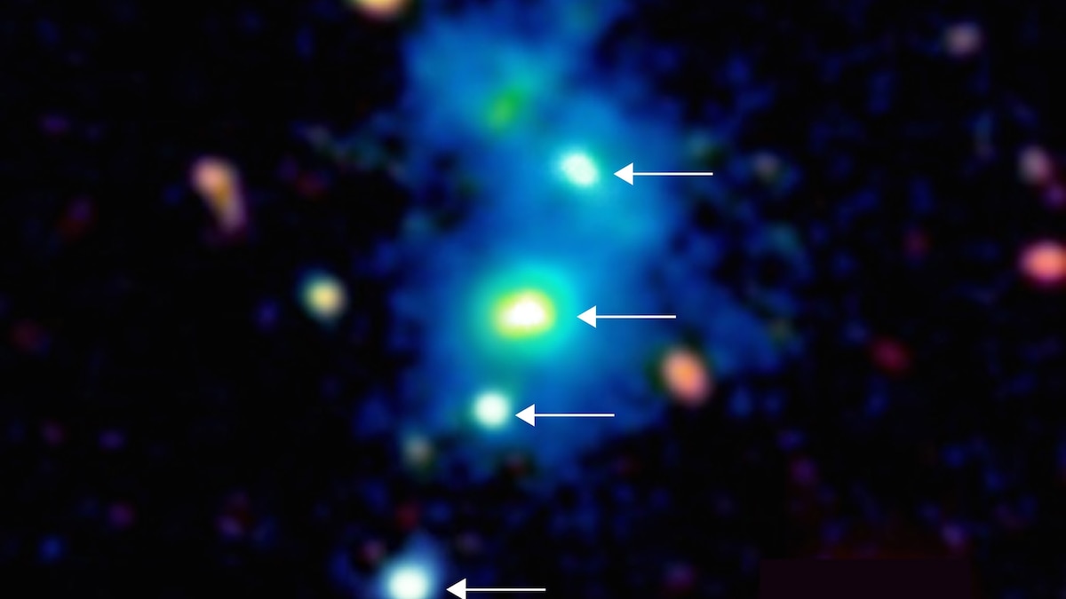 Discovered: Quartet of Quasars, a 10-Million-to-One Find | National ...