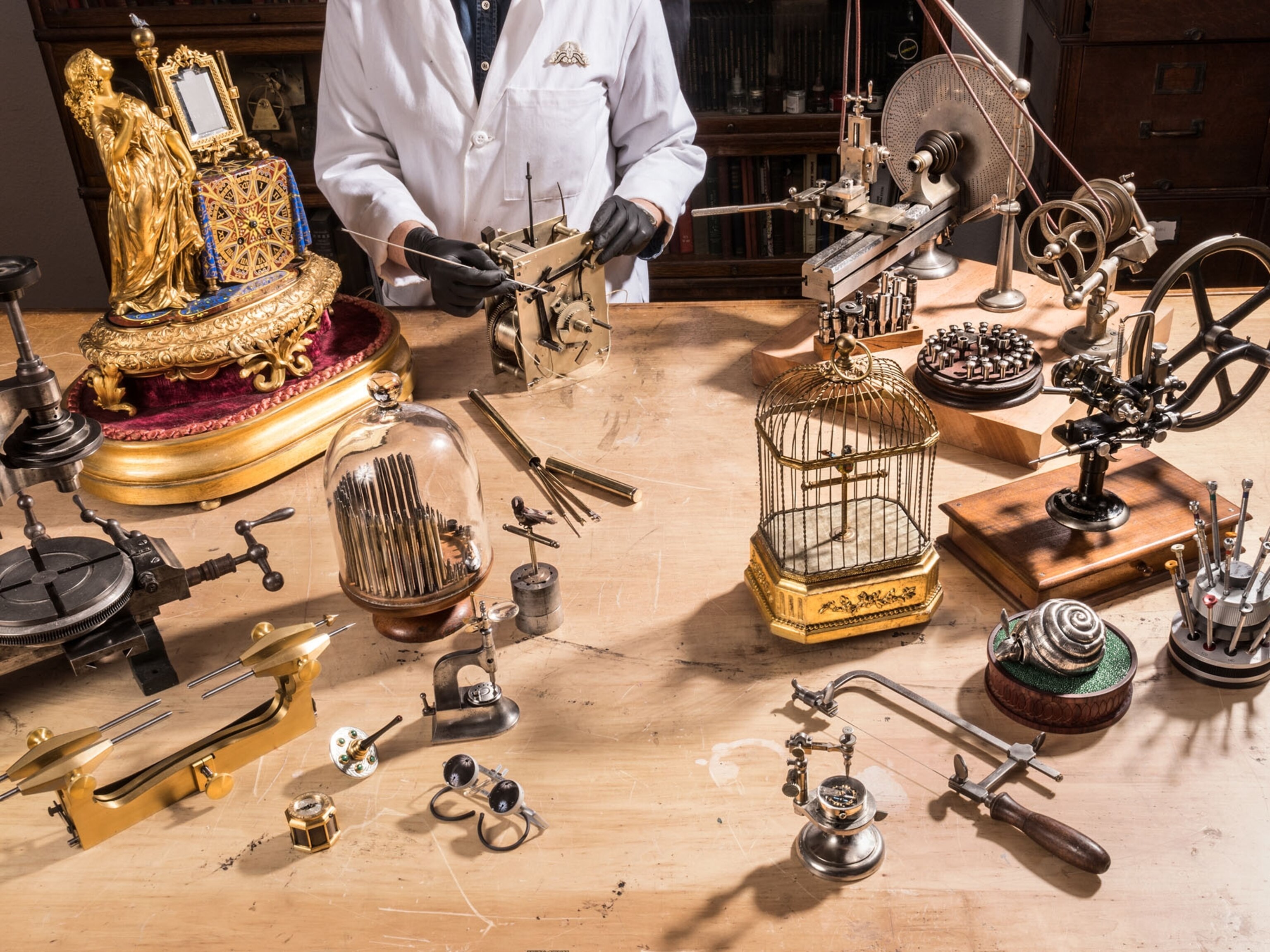 13 essential tools for a colonial wigmaker