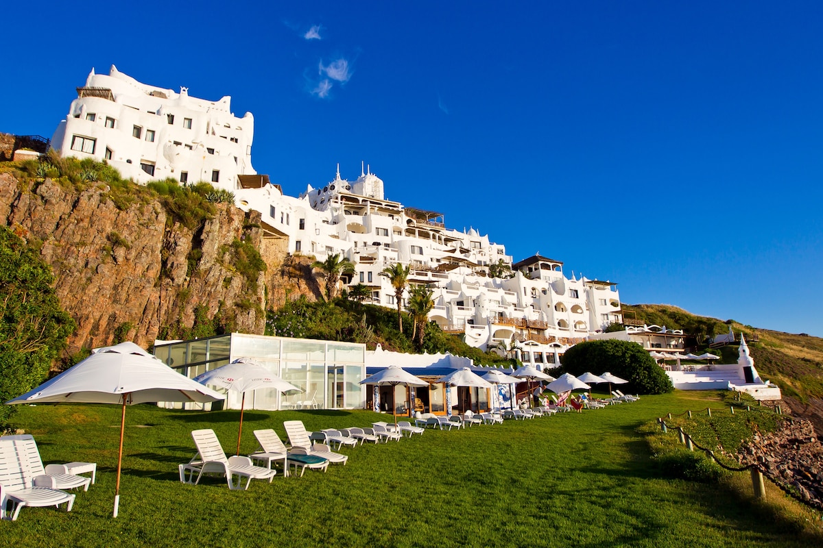 Uruguay Travel Guide