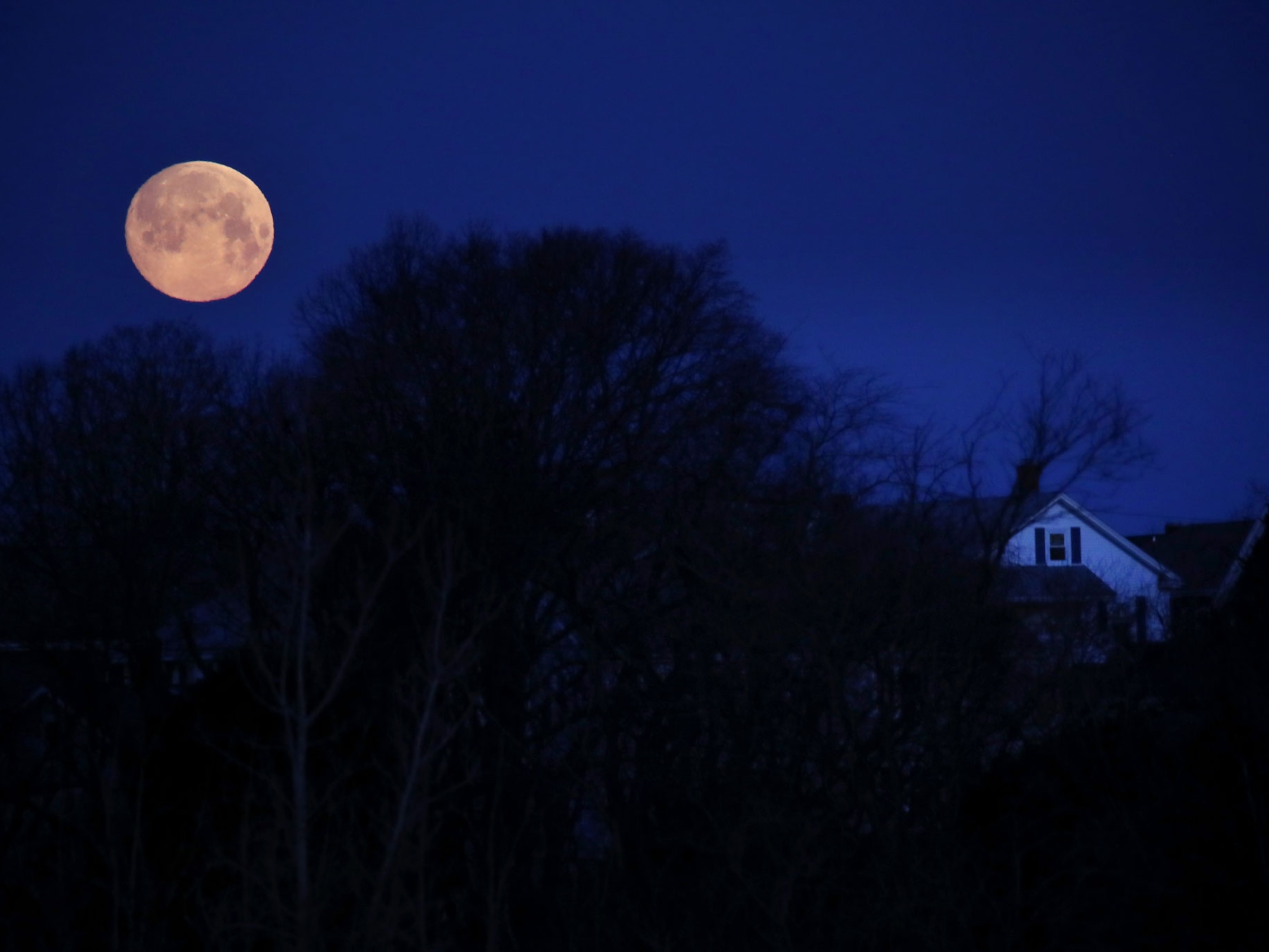 2018 Lunar Eclipse Pictures: See the Super Blue Blood Moon