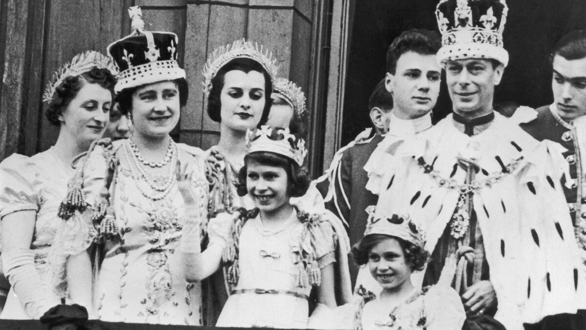 In Pictures: Queen Elizabeth II Celebrates 66 Years Since Coronation ...