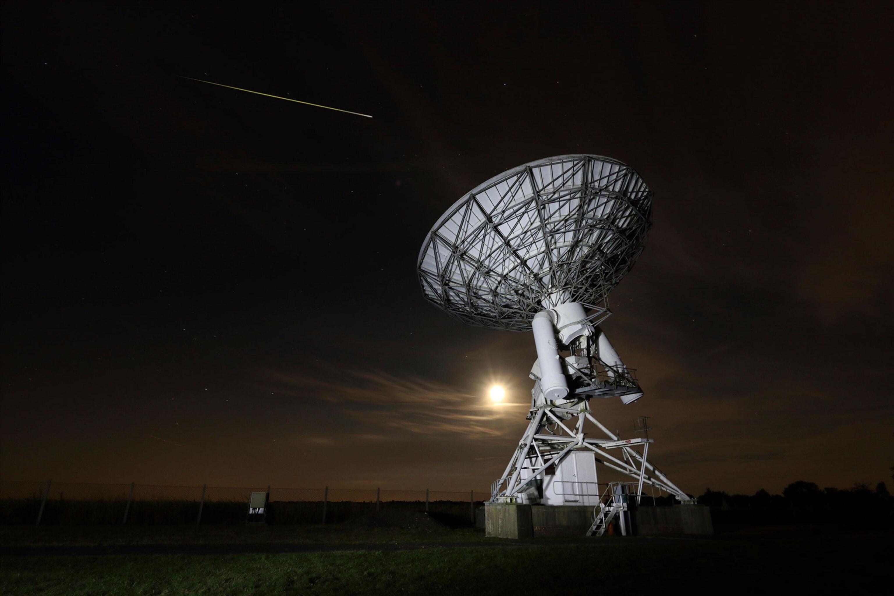 Meteor showers, facts and information