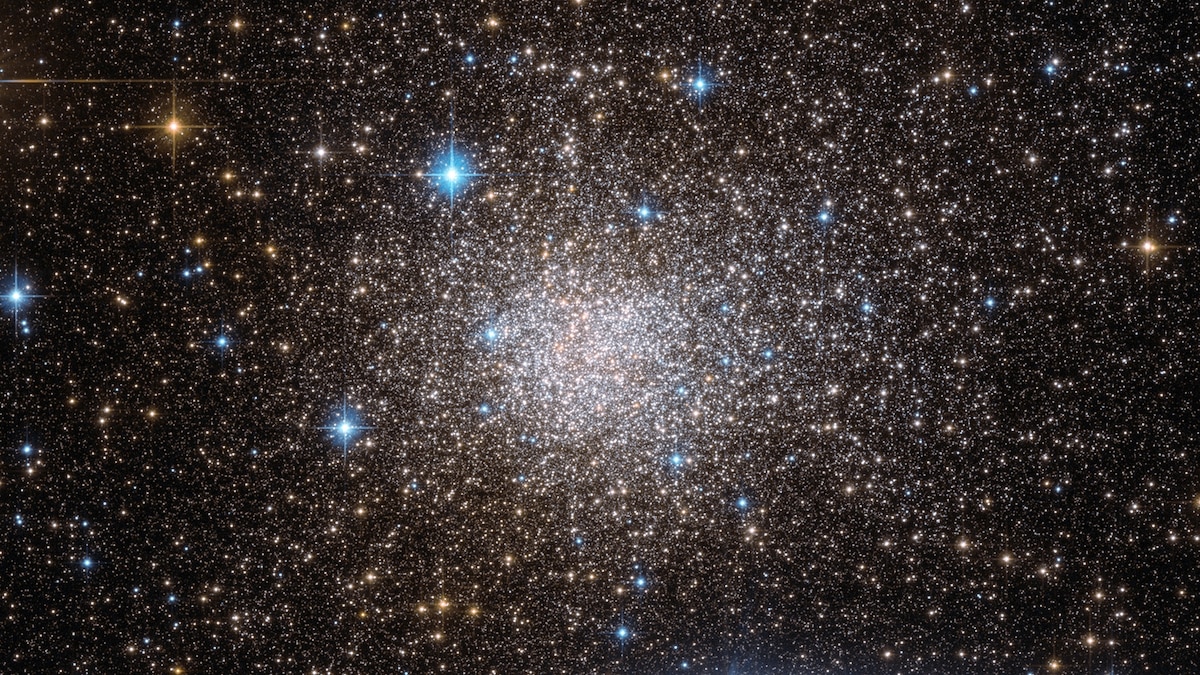 Dense Star Fields Might Be Home to Extraterrestrial Life | National ...