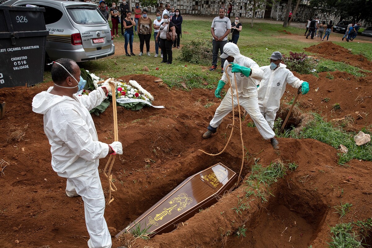 In Brazil, families only have 10 minutes to say goodbye