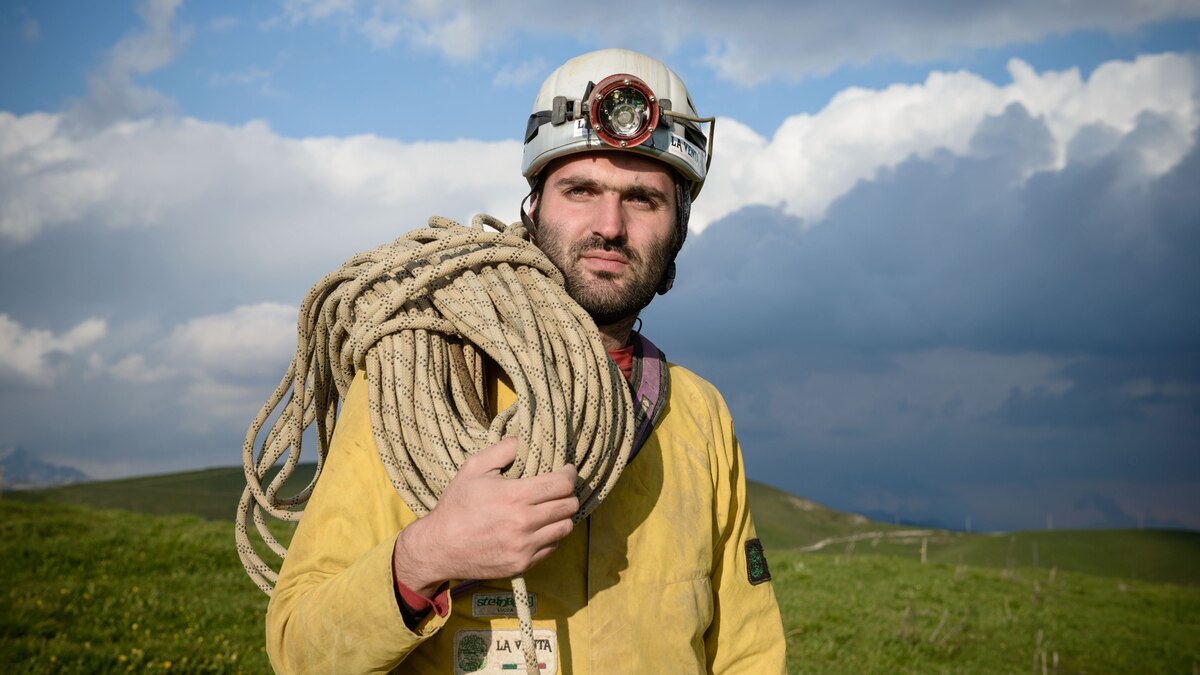 A Modern-Day Caveman | National Geographic