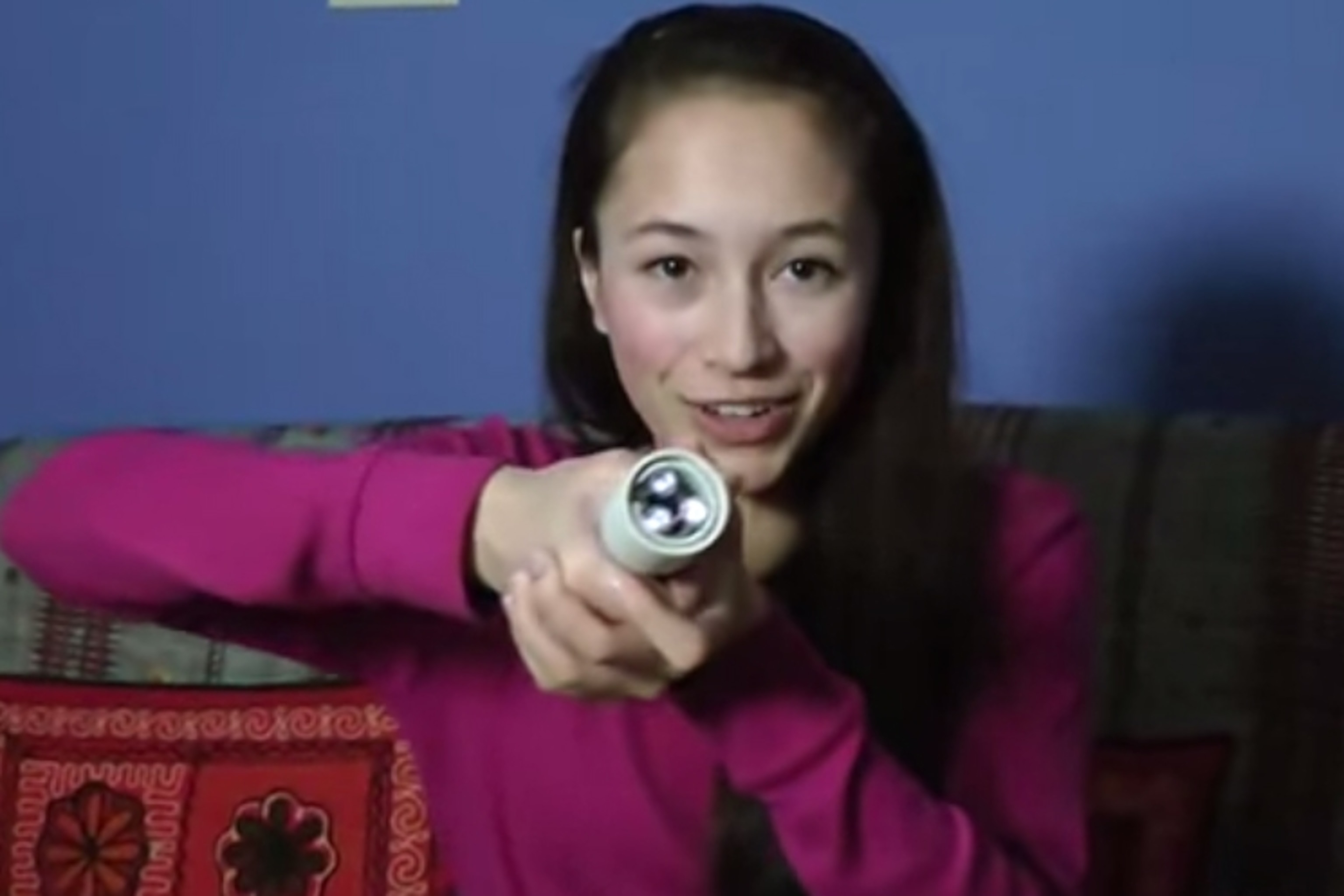 Google Science Fair Winner Makes Flashlight Powered by Body Heat