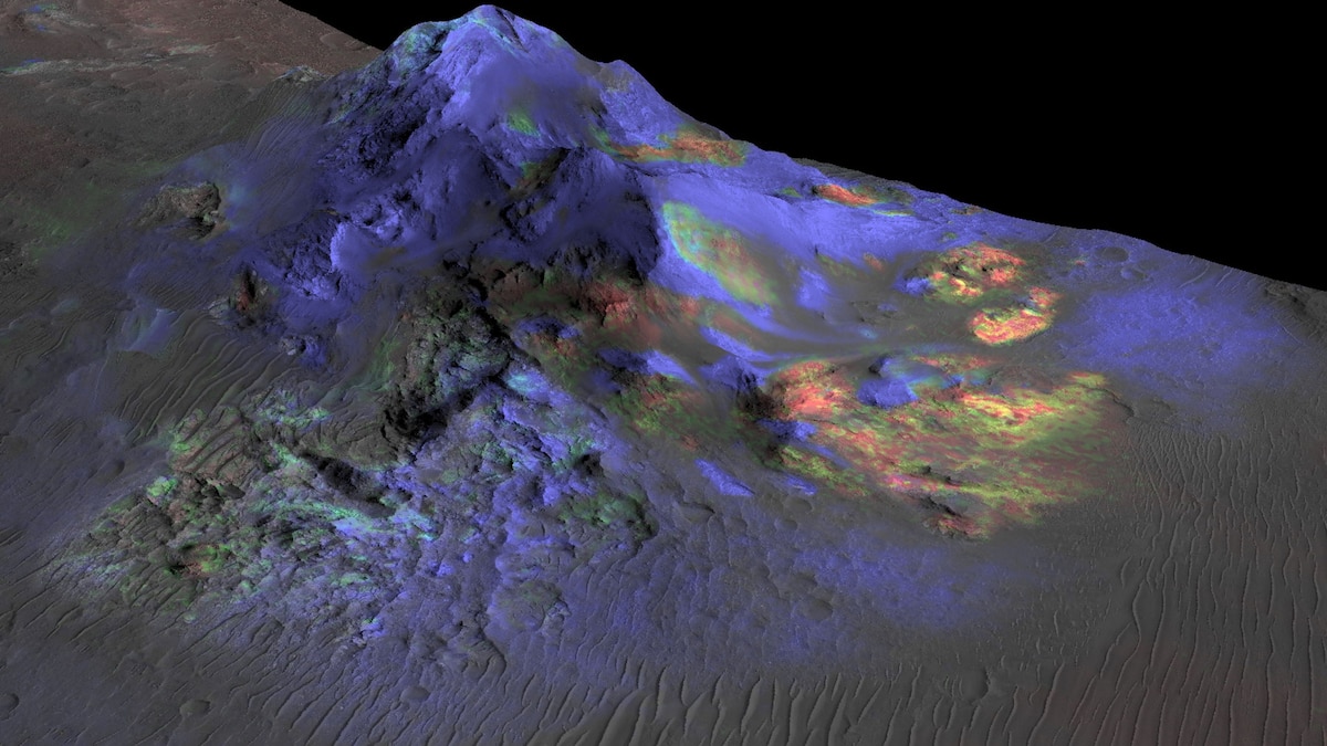 Week's Best Space Pictures: Glass Found on Mars | National Geographic