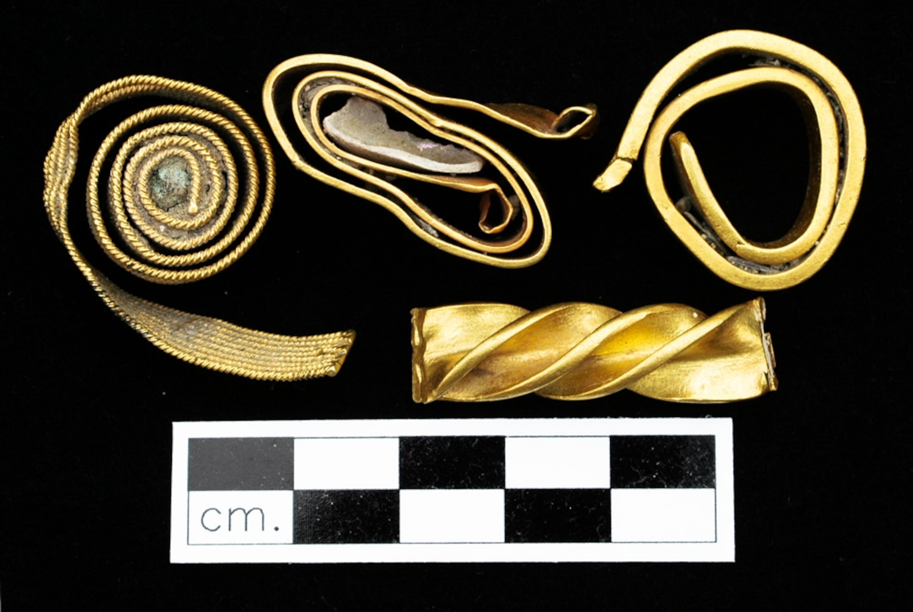 Pictures: Shipwreck Discovery Yields Ancient Treasure | National Geographic