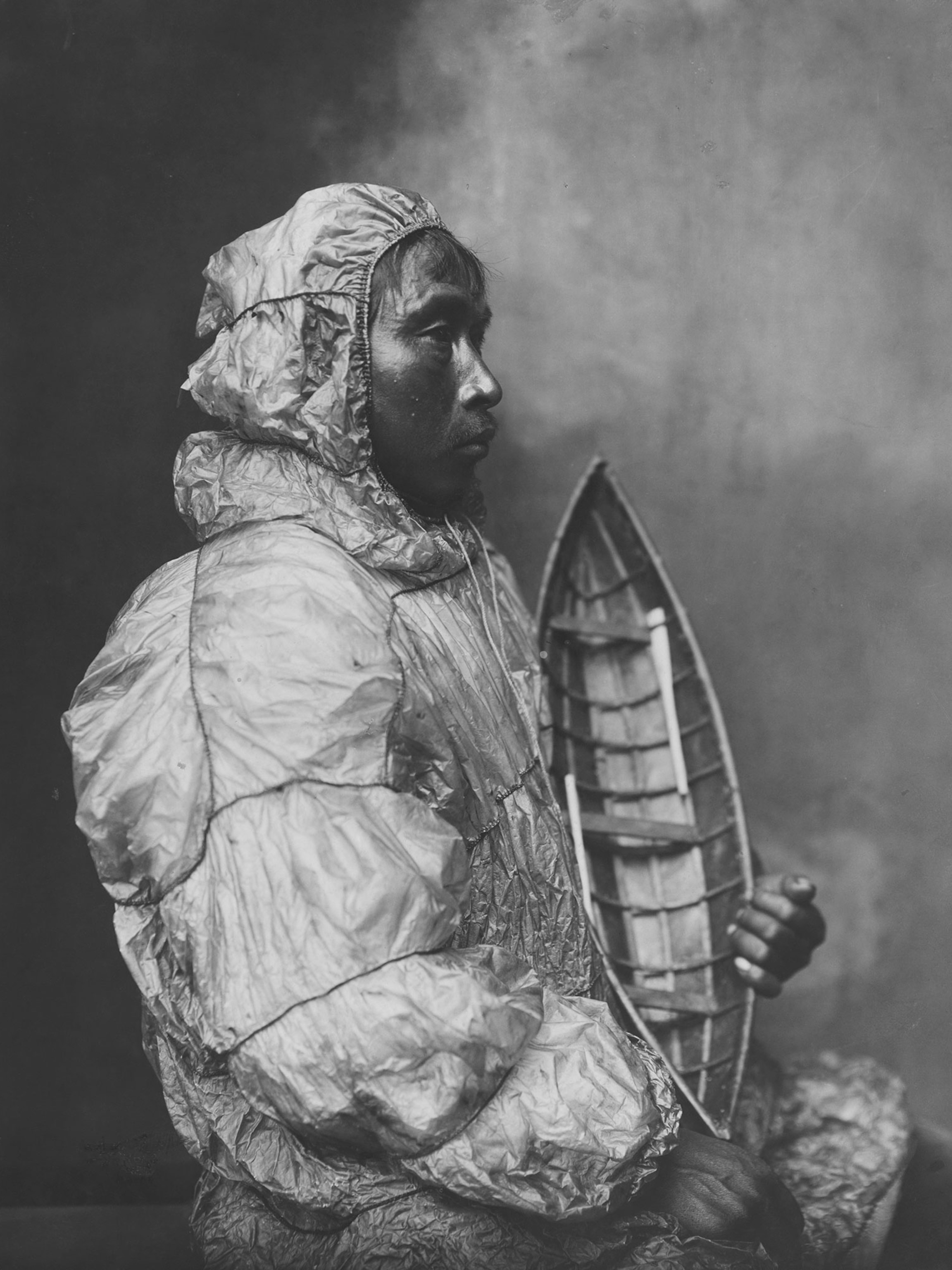 30 Striking Photos from National Geographic's History