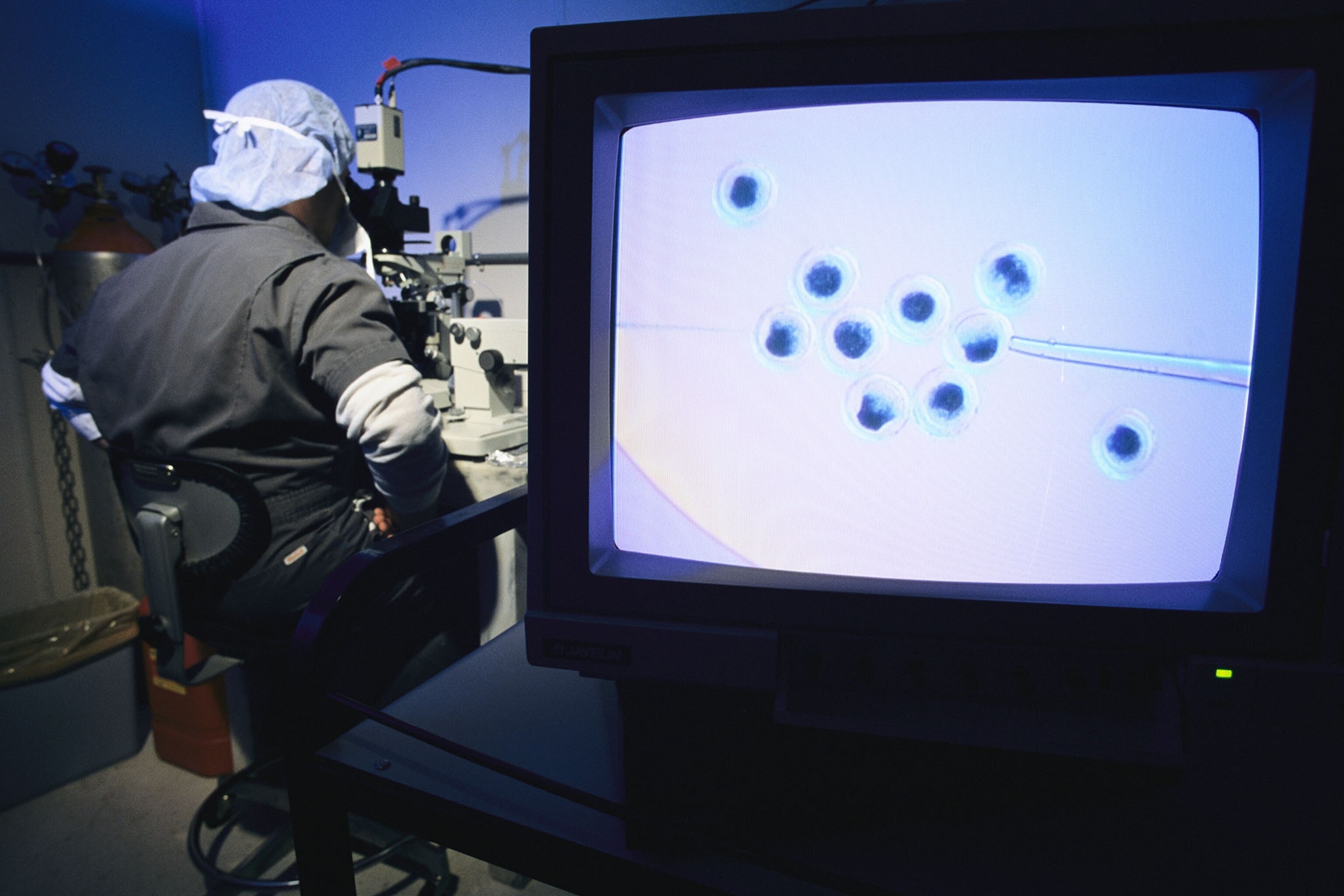 On DNA Day, See How Nat Geo Has Covered Genetic Science