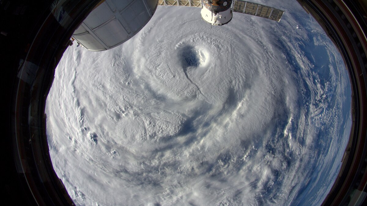 Best Space Pictures: Typhoons Whirl, Flares Unfurl, and Galaxies Swirl ...