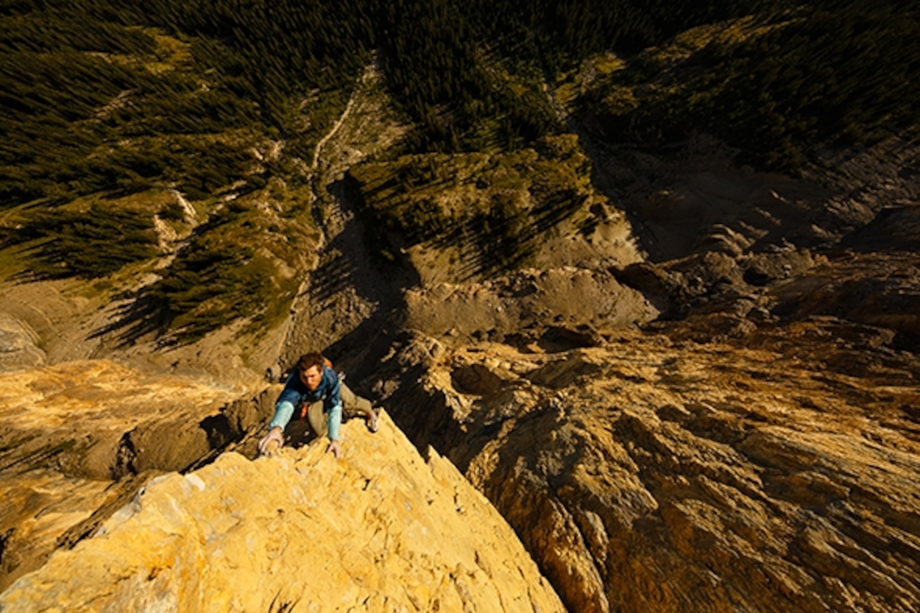 Video: The Art of Climbing Castles in the Sky