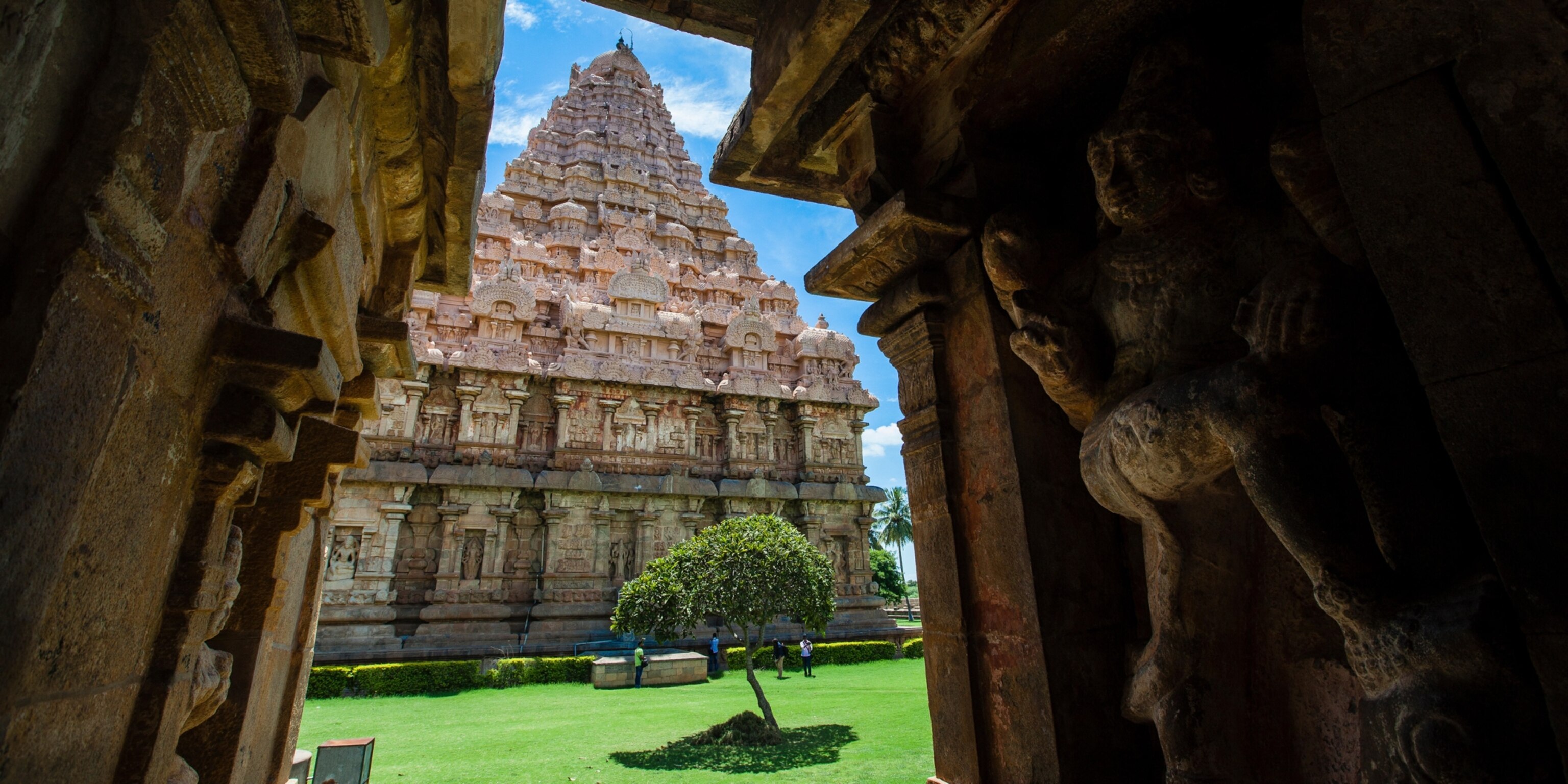 Chola Dynasty The Chola Empire And Its Architectural Prowess RTF