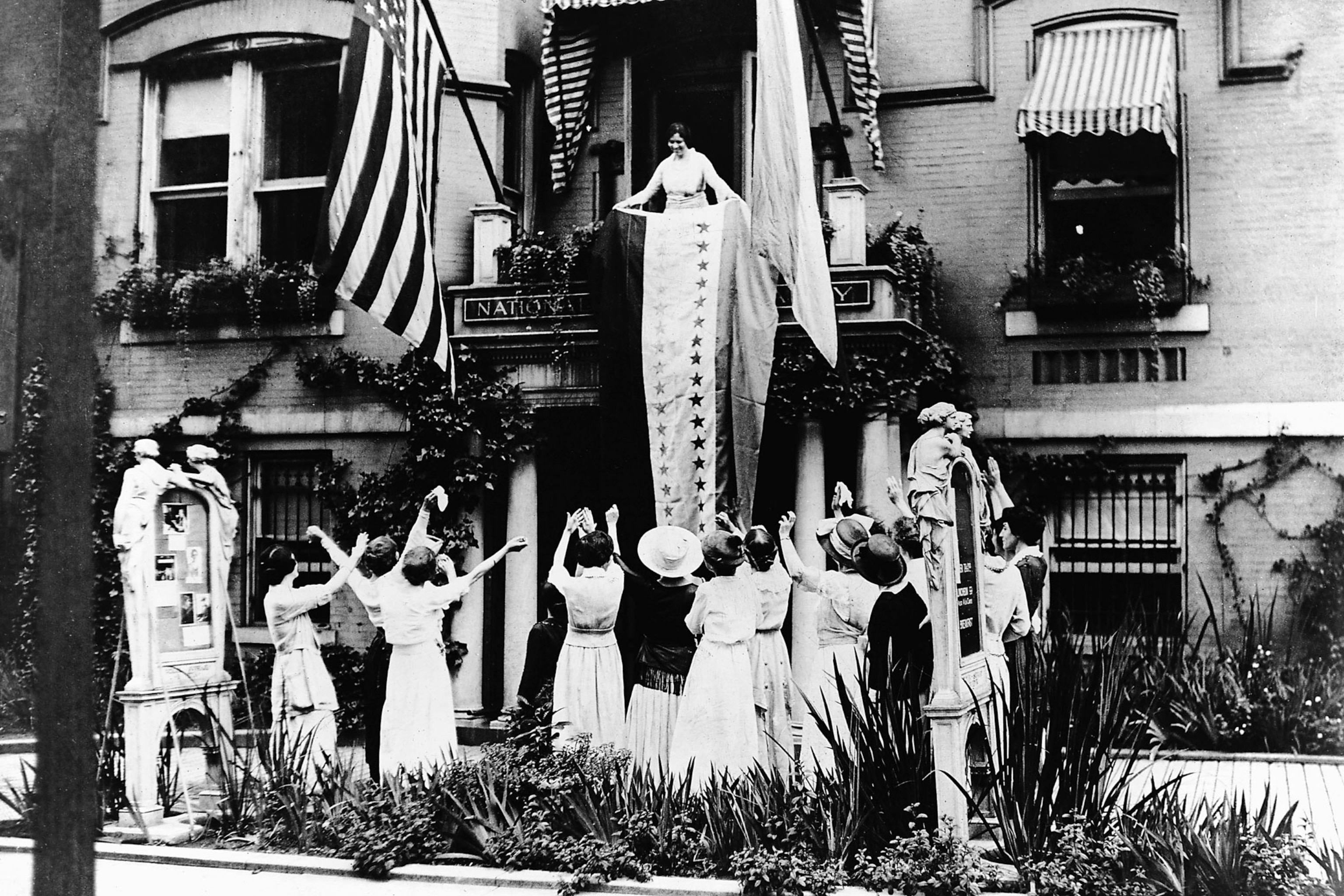 The 19th Amendment: voting, women's rights, and suffragists explained