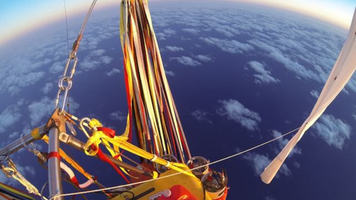 After Crossing Pacific, Record-Setting Balloonists Land Off Baja Coast ...