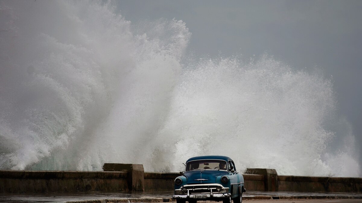 Worst hurricanes on record in order of wind strength | National Geographic