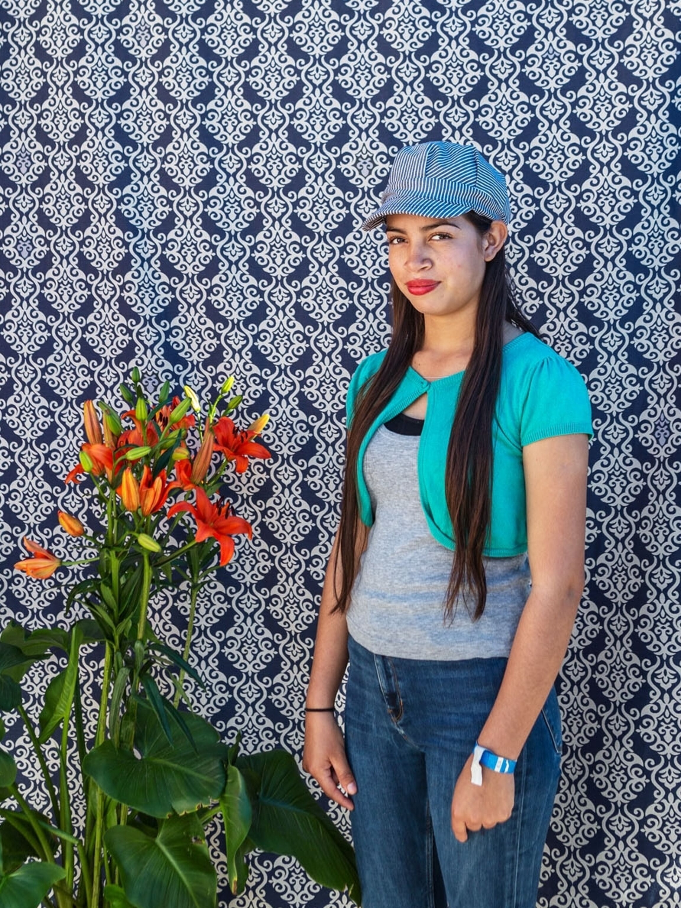 In Tijuana, a photographer makes portraits of migrants and locals
