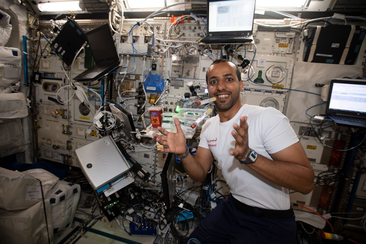 UAE astronauts' dream date with the stars