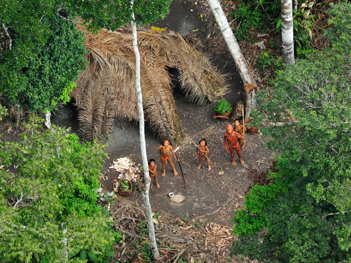 New Pictures Show "Uncontacted" Tribe "Well and Strong"