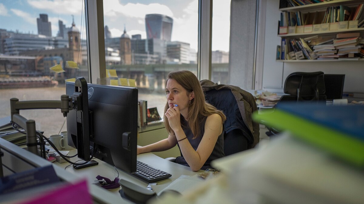 My Battle to Prove I Write Better Than an AI Robot Called ‘Emma ...