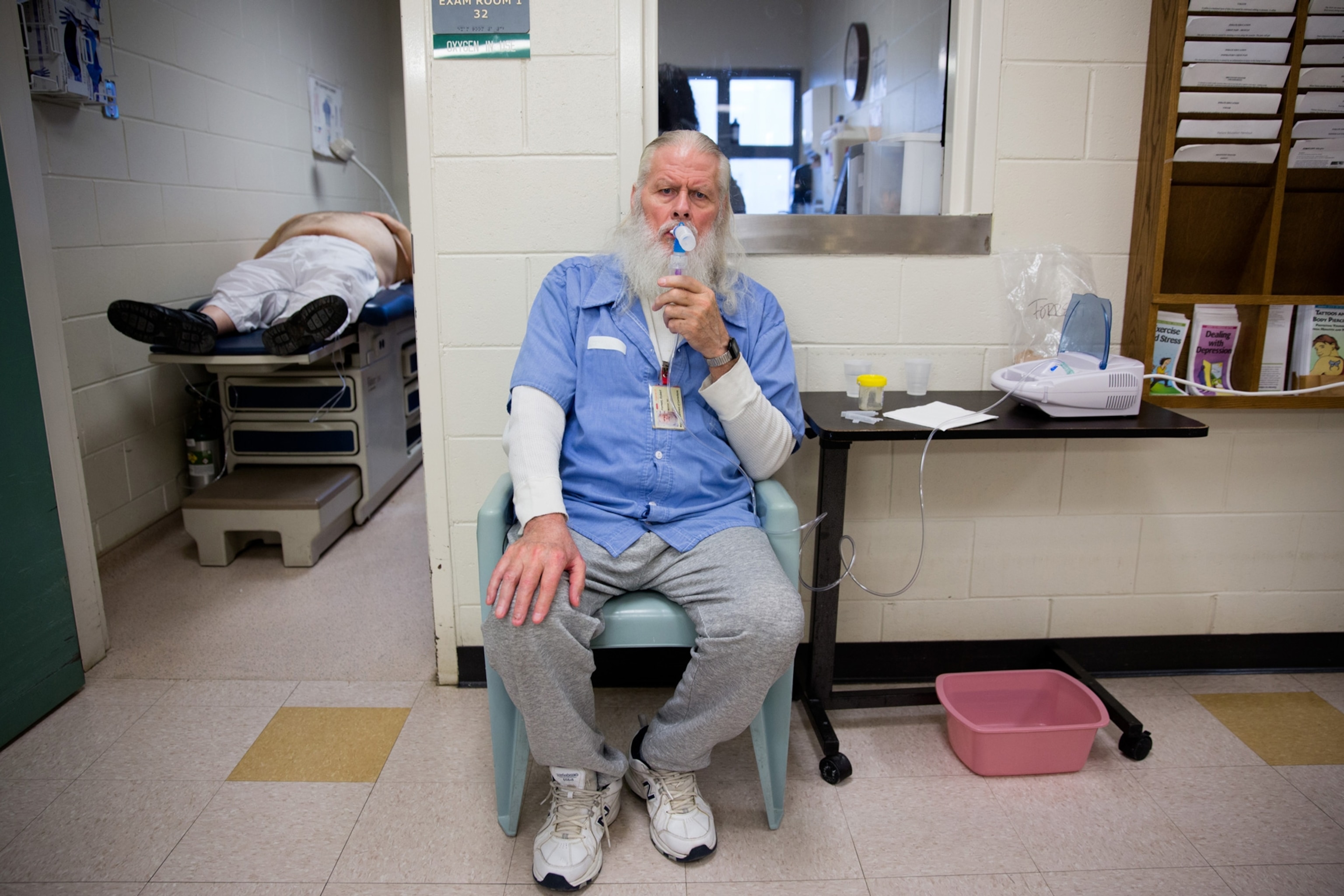 Aging Inmates: Photographer Shines Light on Loneliness and Isolation