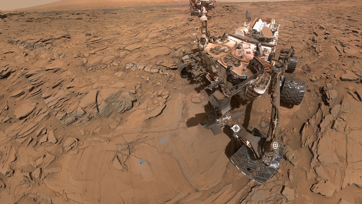 See a Mars Rover Selfie and Saturn's Broken Ring | National Geographic