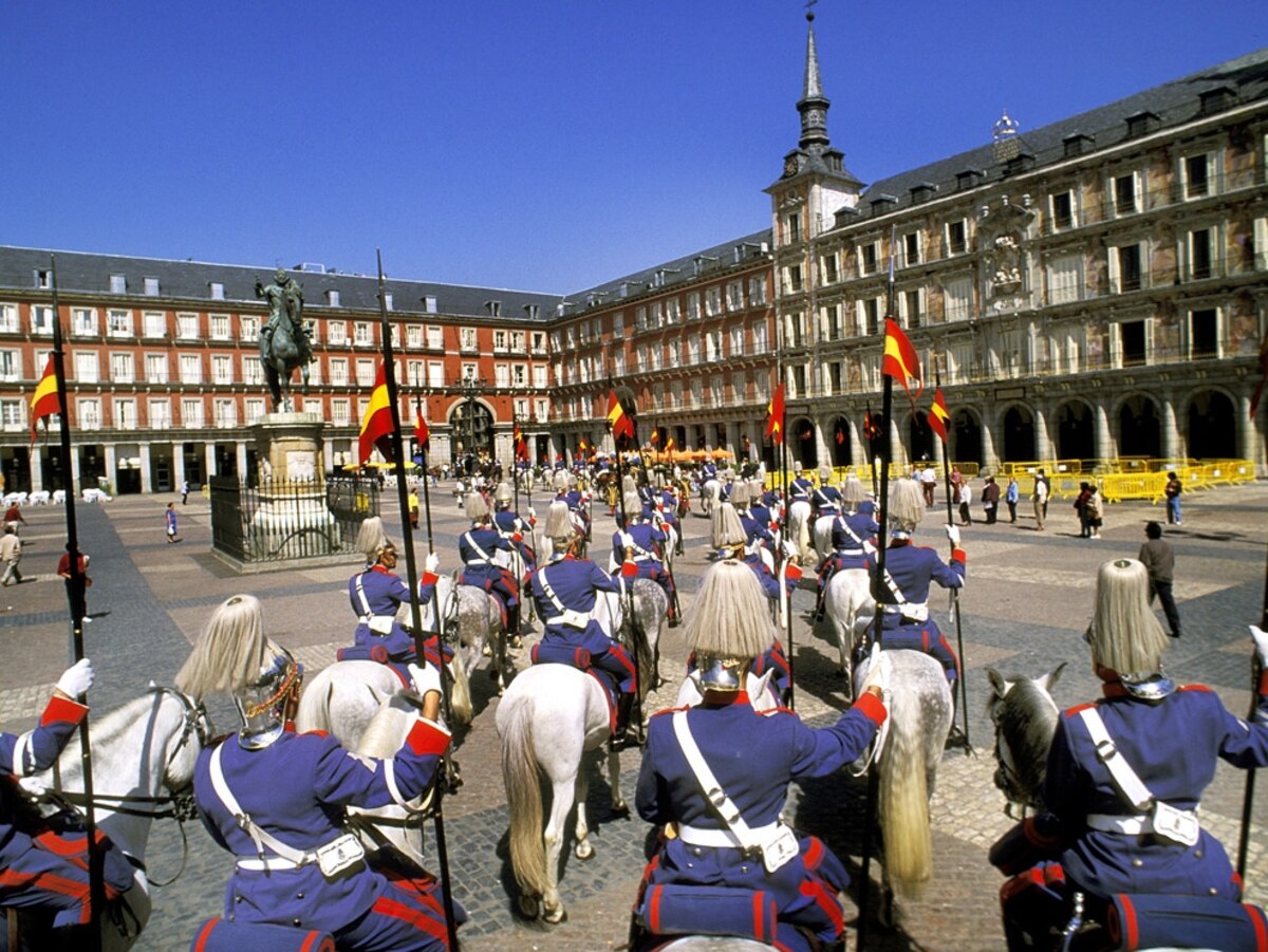 Madrid Must Dos National Geographic s Ultimate City Guides madrid-must-dos-national-geographic-s-ultimate-city-guides