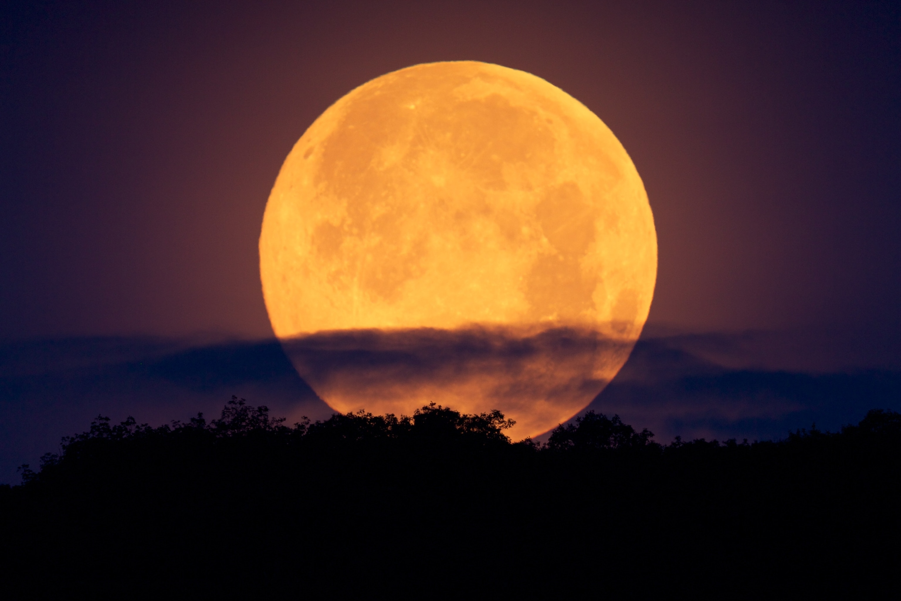 Supermoon Captured: The Best Shots of Biggest Full Moon in 2013