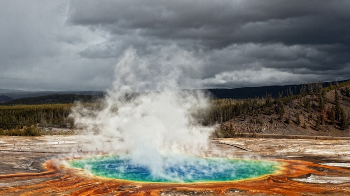 Yellowstone's Volcanic Plume Even Bigger Than Thought | National Geographic