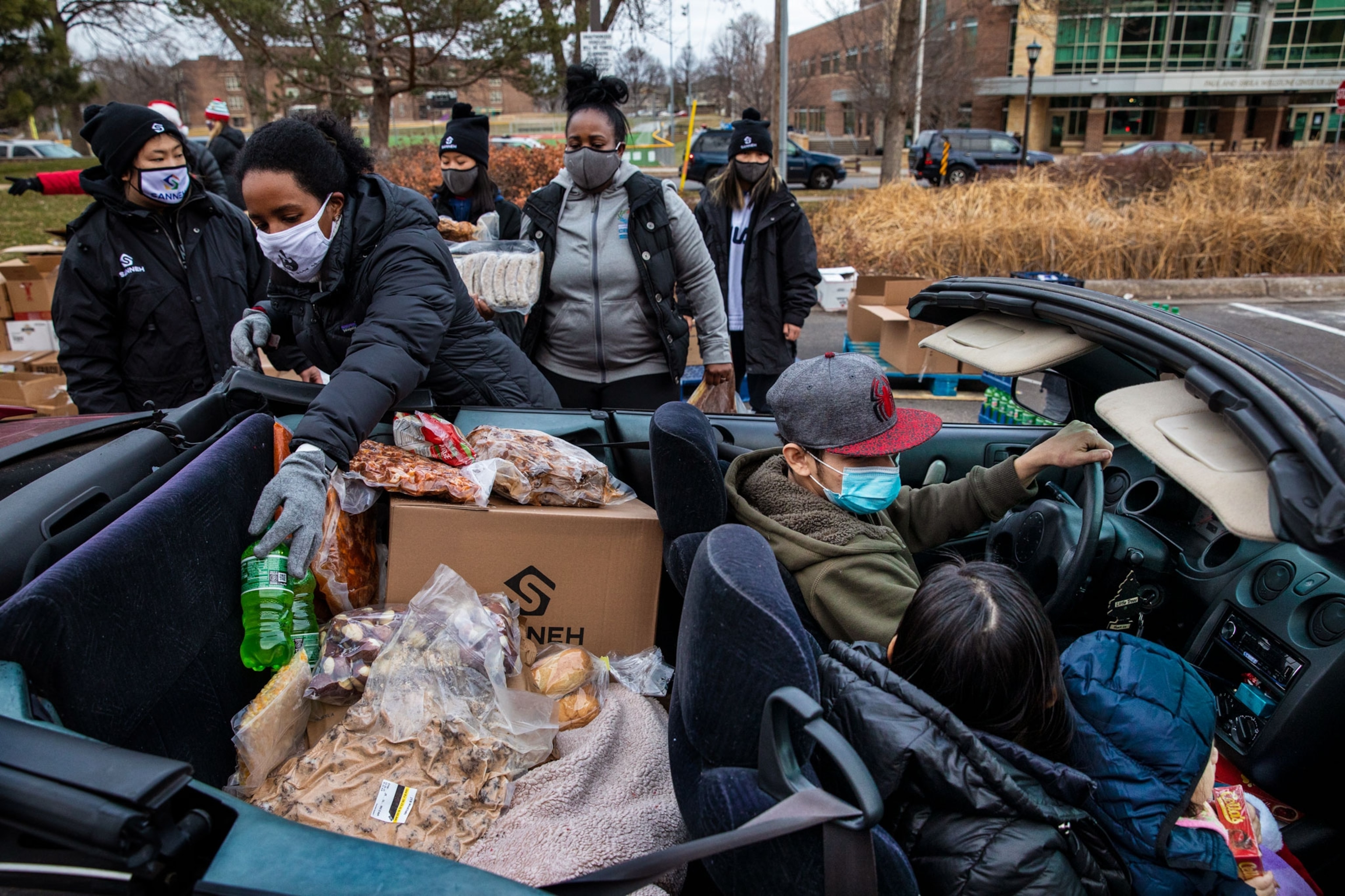 ‘We still care.’ Minnesota’s food industry shifts gears to feed the ...