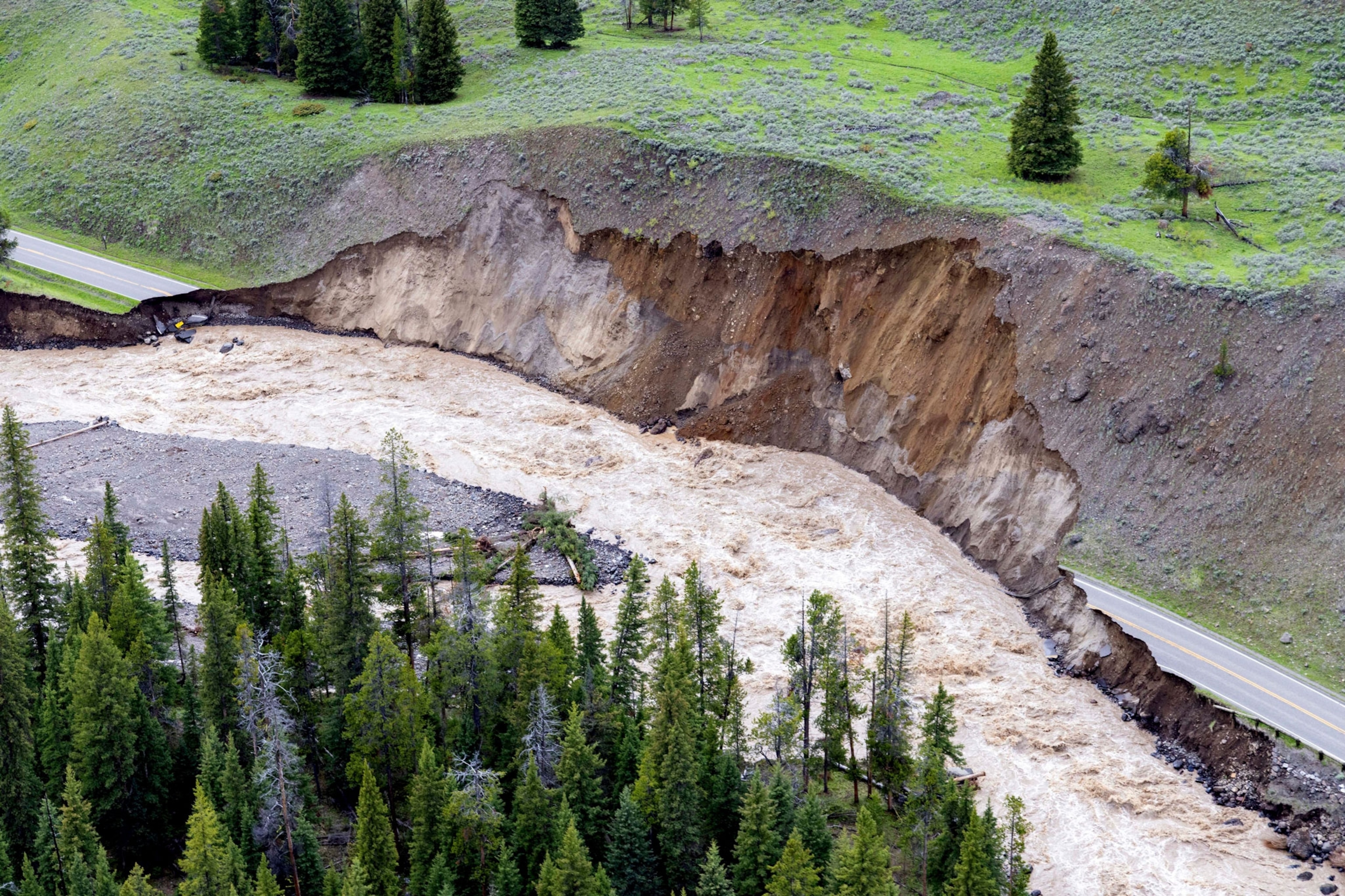 Yellowstone flooding: Why is it happening now?