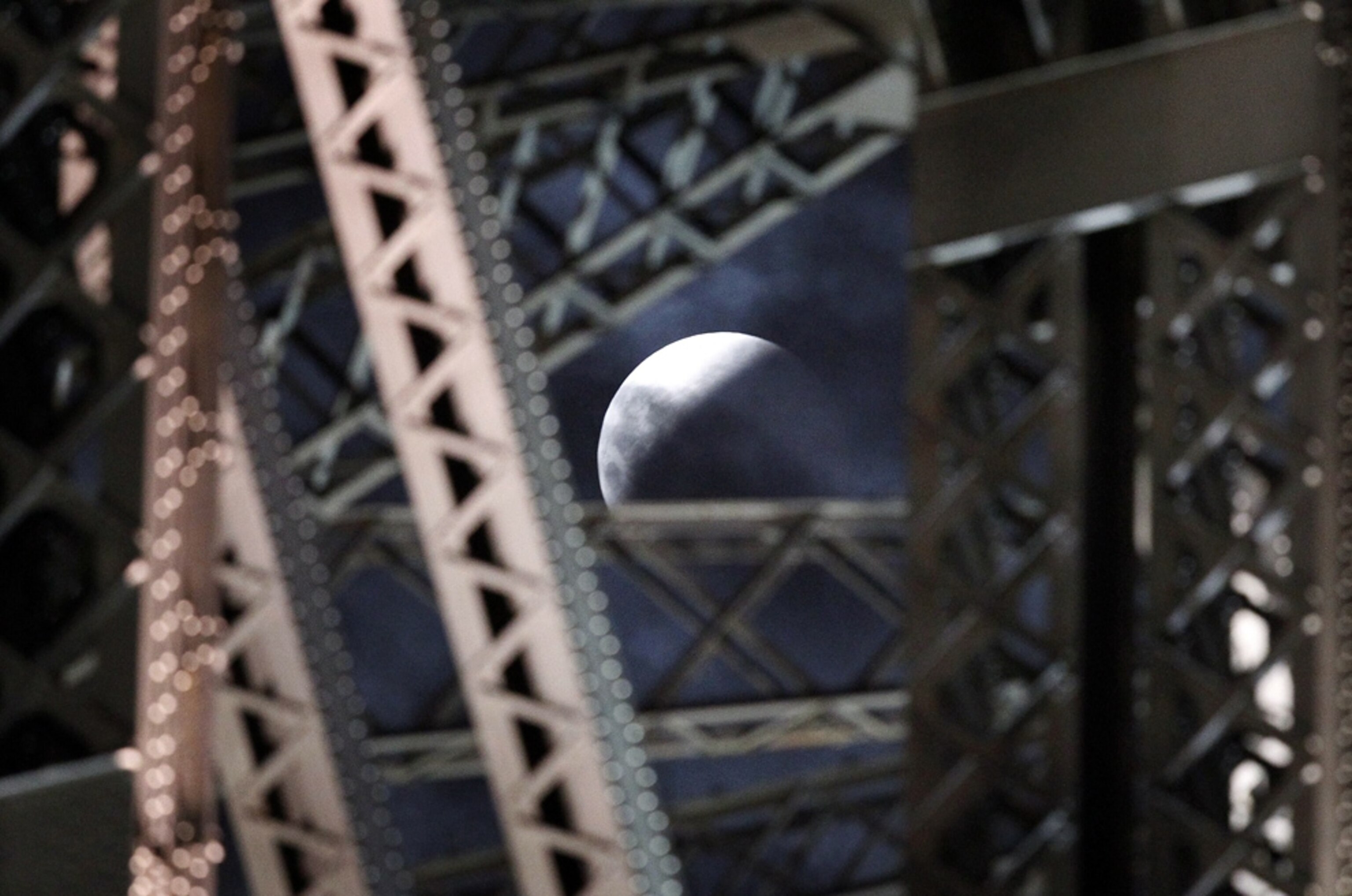 Lunar Eclipse Pictures: See Last Weekend's Red Moon | National Geographic