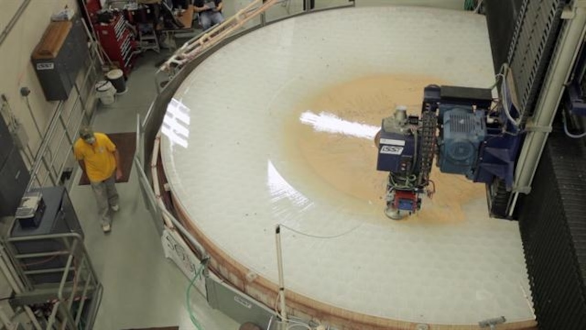 Astronomical Mirrors Open Deep Window Into the Early Universe ...