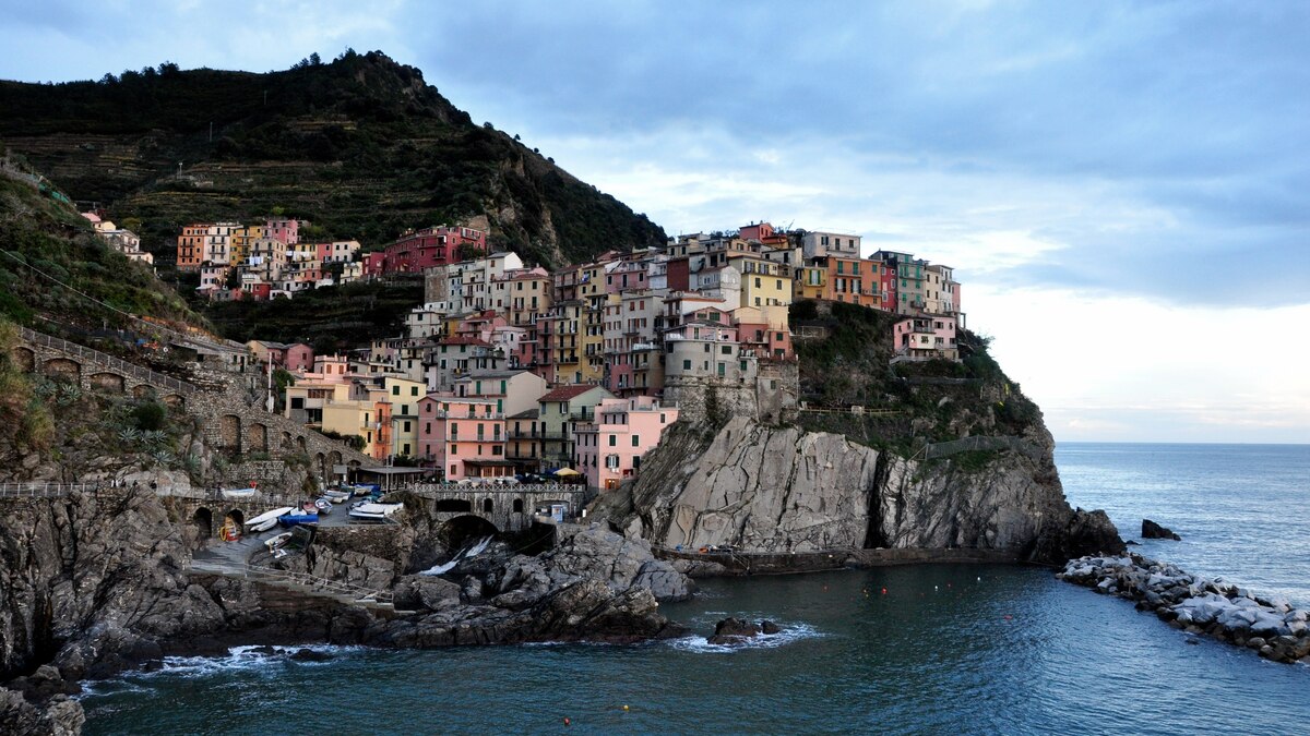 The Radar: Italian Riviera Must-Sees, Best Street Food, Classic Movie ...