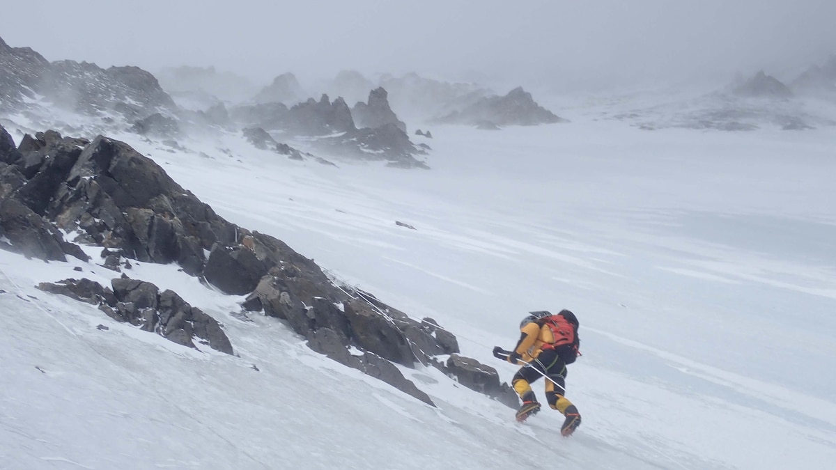 Polish Team Turns Back After First Winter K2 Summit Attempt | National ...